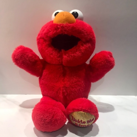 Fisher-Price | Toys | Vintage 200 Sesame Street Tickle Me Elmo Surprise ...